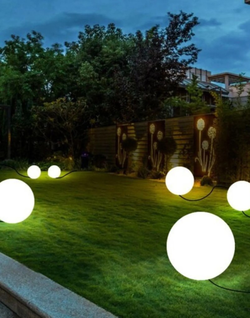 Zahradní lampa koule S 35 cm