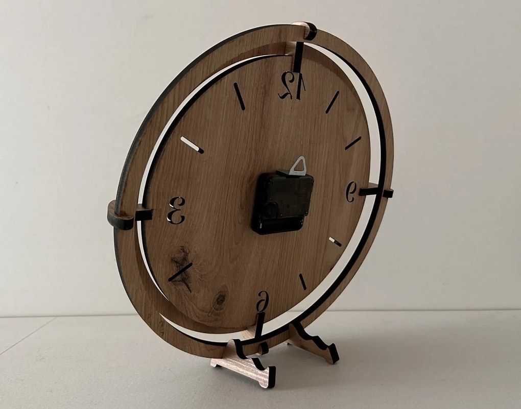 Li-Go "Hory" Dřevěné hodiny 32/50 cm Provedení rámu, povrchu: dub světlý, rozměr obrazu: 32 cm