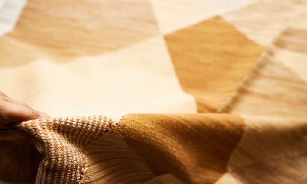 Diamond Carpets India, Ručně vázaný kusový koberec Da Vinci DE 2251 Sepia Brown, 160x230, béžová, chodba / předsíň