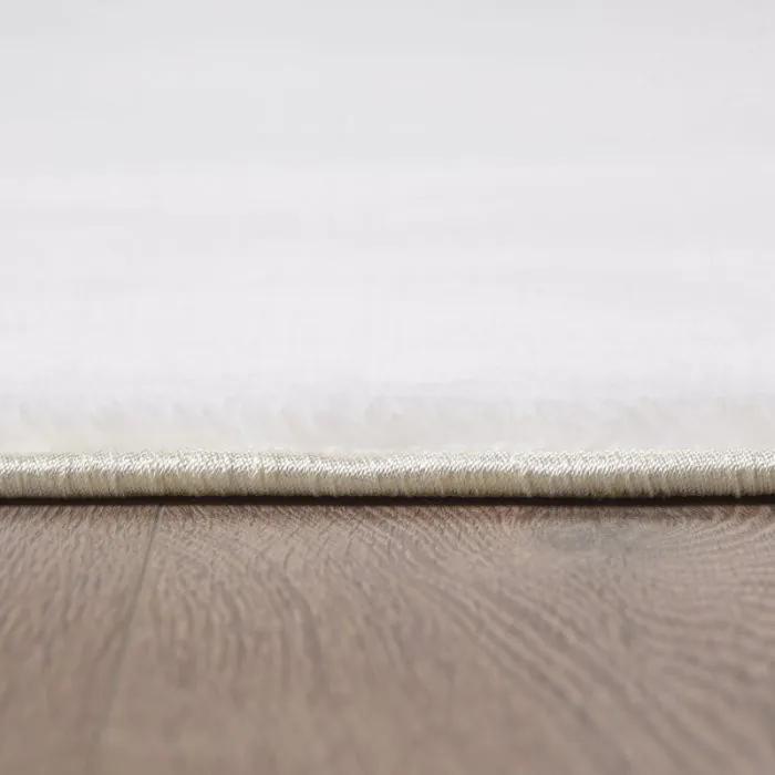 Vopi | Kusový koberec Luxy 5200 white - 140 x 200 cm