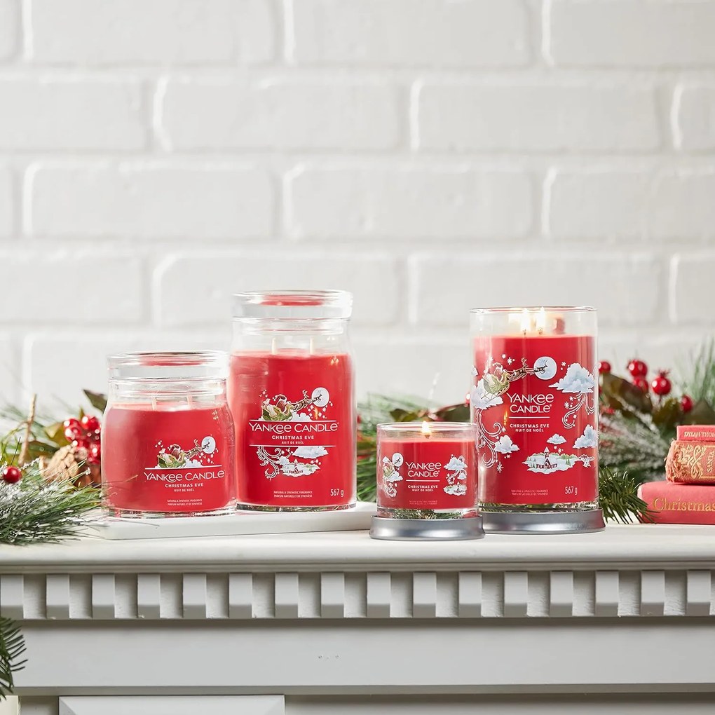 Yankee Candle vonná svíčka Signature ve skle velká Christmas Eve 567 g