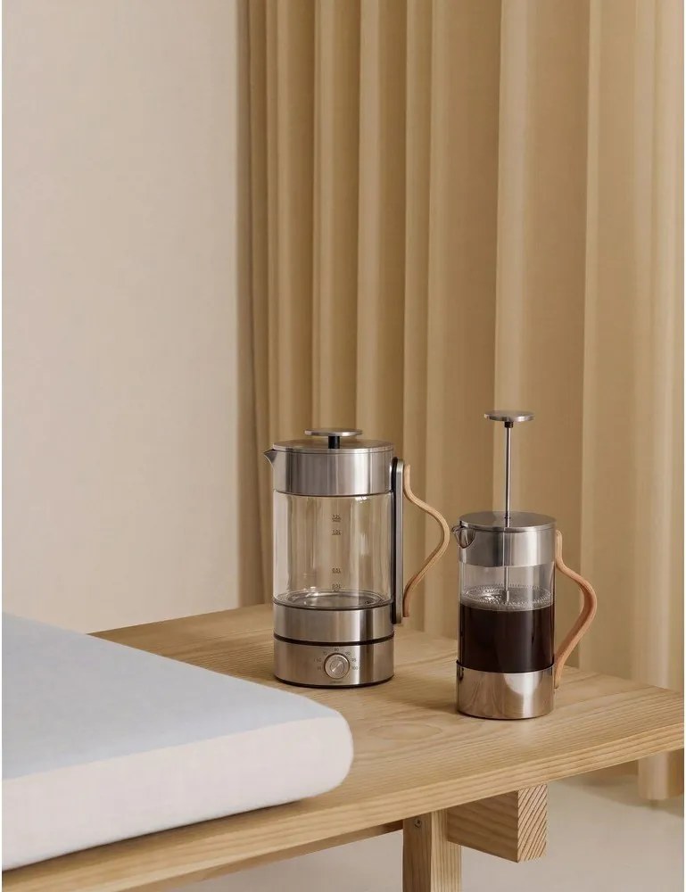Skleněná rychlovarná konvice ve stříbrné barvě 1,2 l Emma – Stelton