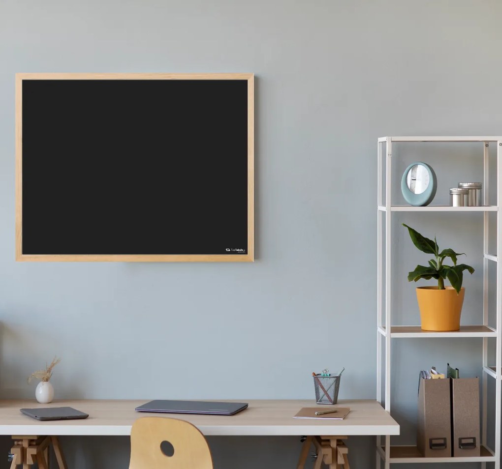 Toptabule.sk  Černá magnetická tabule v přírodním dřevěném rámu 200x100 cm