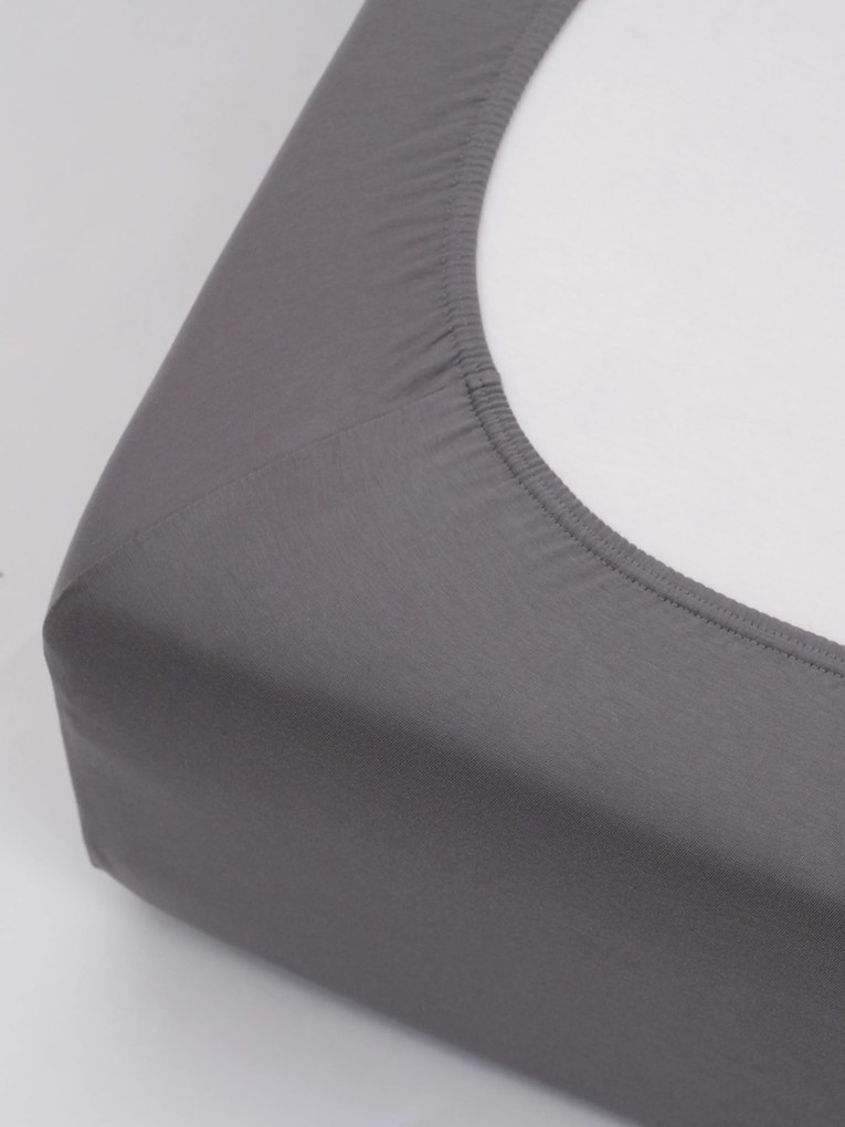 MK Lůžkoviny Jersey prostěradlo s elastanem 200 × 200 cm – tmavě šedé