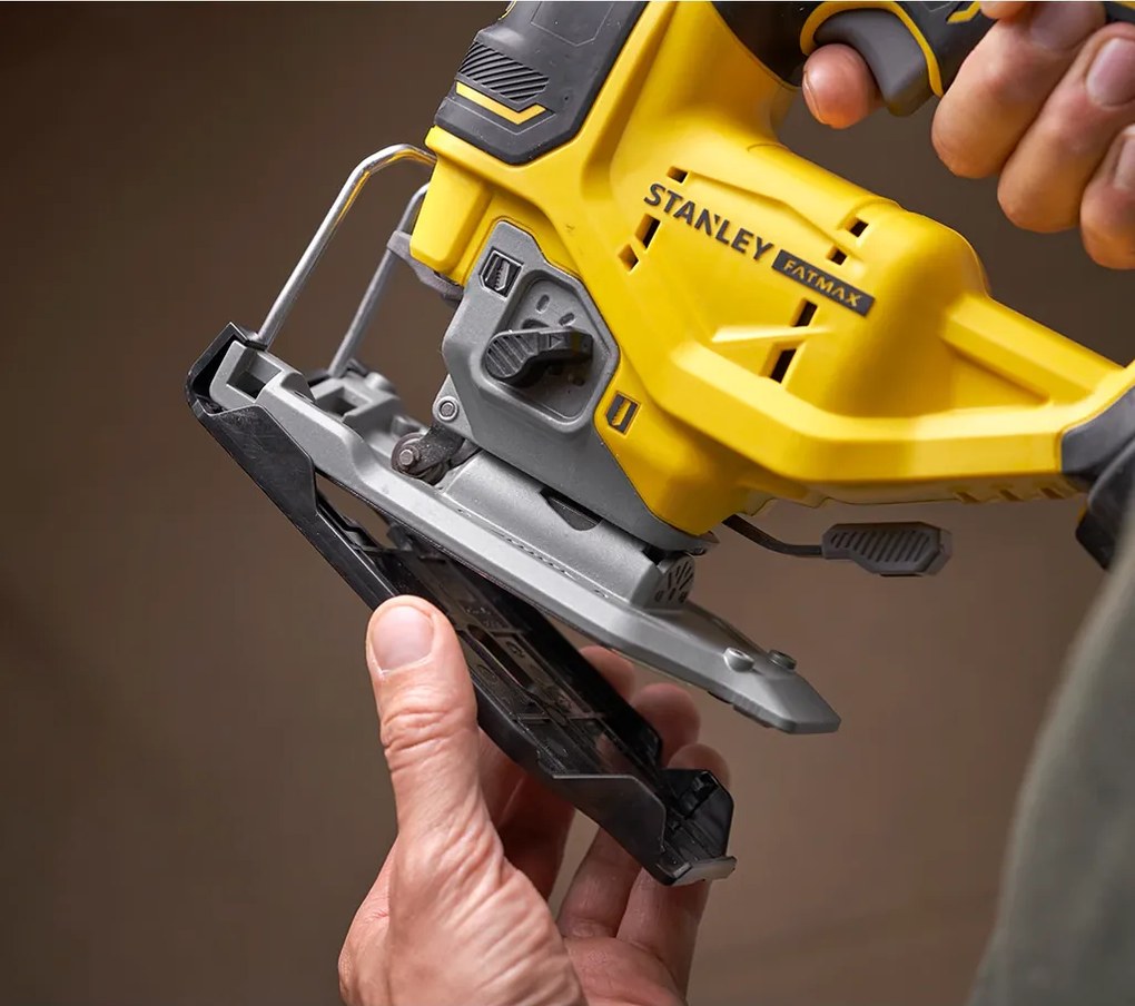 Aku přímočará pila Stanley FatMax V20 SFMCS650B 18V bezuhlíková bez nabíječky a baterie