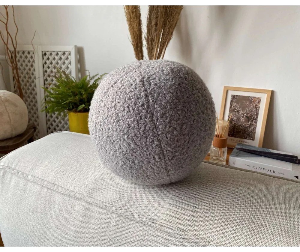 Dekorační polštář z materiálu bouclé ø 25 cm Top – Mioli Decor