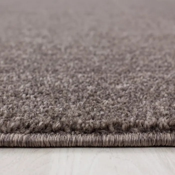 Vopi | Kusový koberec Ata 7000 mocca - kulatý 200 cm průměr