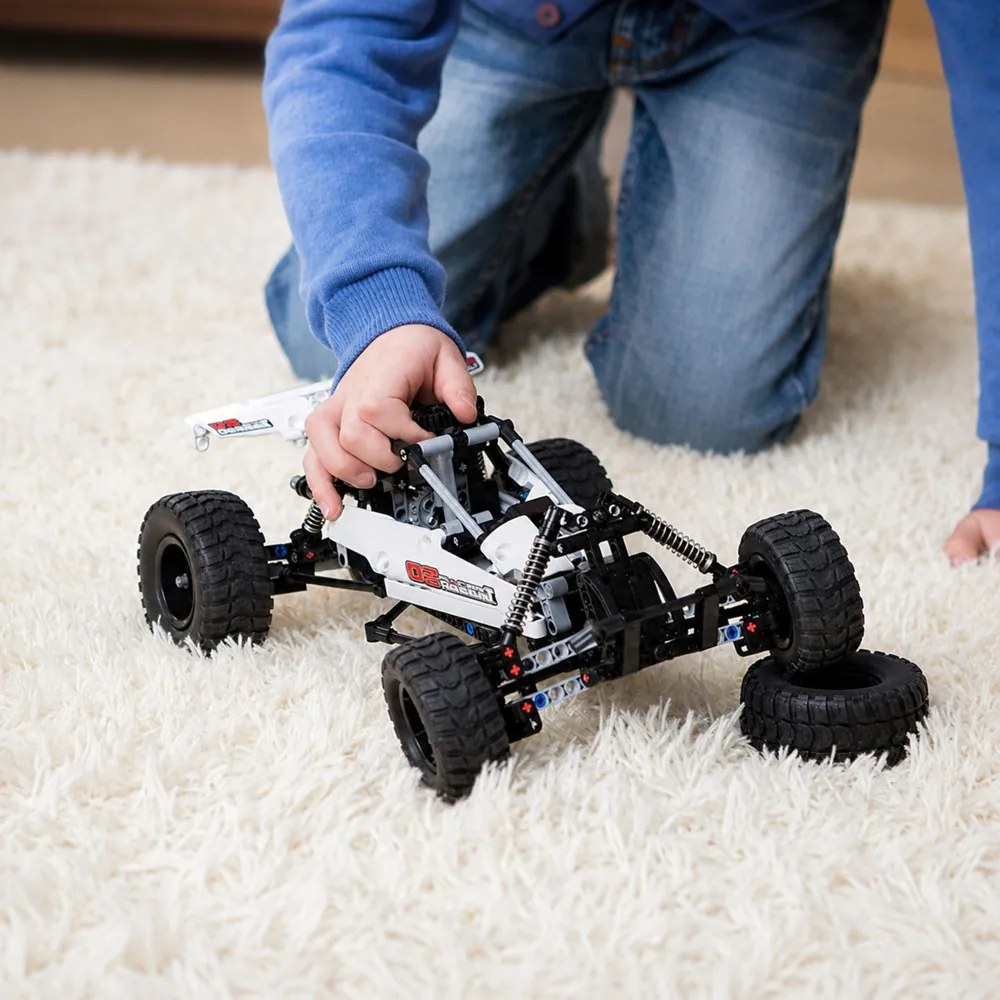 LEAN Toys Stavebnicové kostky – terénní auto s dálkovým ovládáním RC 4x4 Off Road, 409 dílů