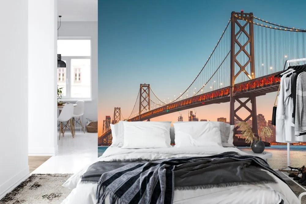 Fototapeta San Francisco Skyline With Oakland Bay Bridge At Sunset, California, Usa Vliesová tapeta 254x184
