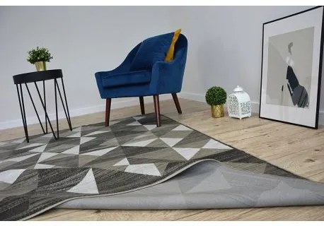 koberec NOBIS 84196 vision Trojúhelníky velikost 160x230 cm | krásné koberce cz