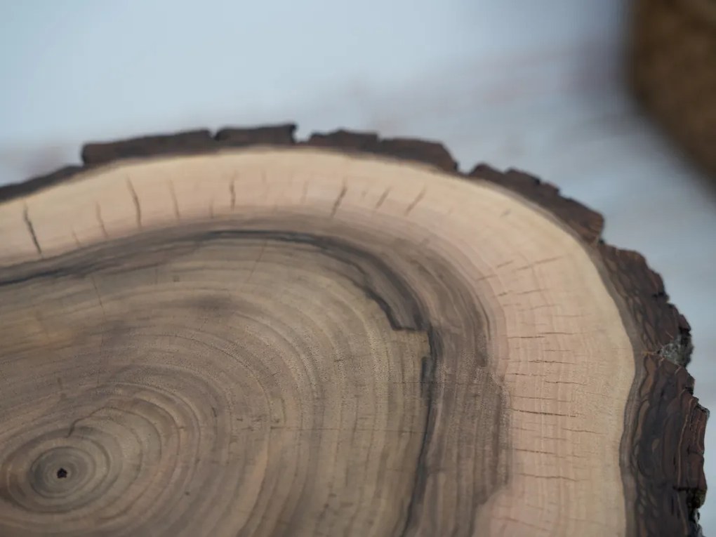 Konferenční Stůl, Ořech s kůrou 41-43 cm Srdce