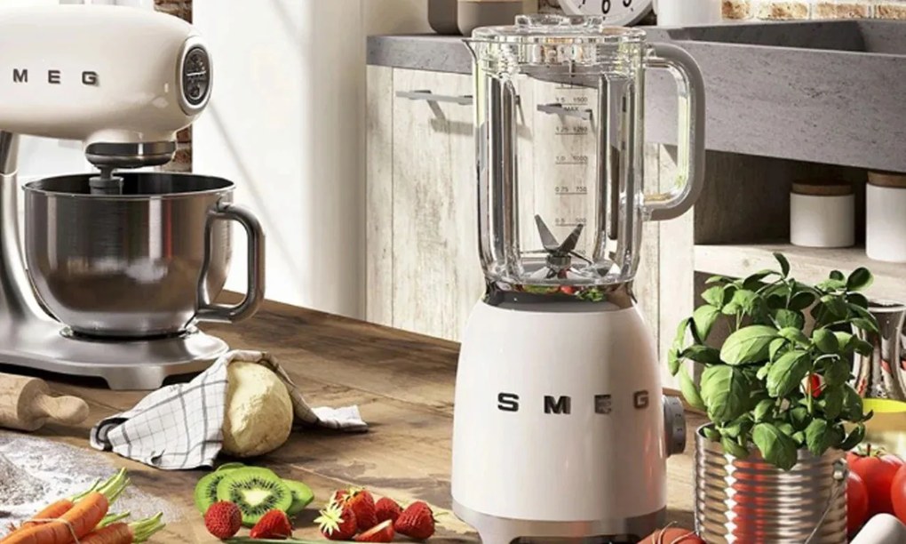 Stolní mixér Smeg 50's style BLF01WHUK / 800 W / 18 000 ot./min. / bílá