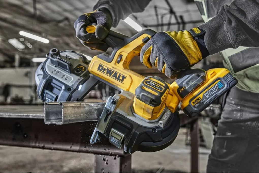 Aku pásová pila DeWALT DCS378N-XJ