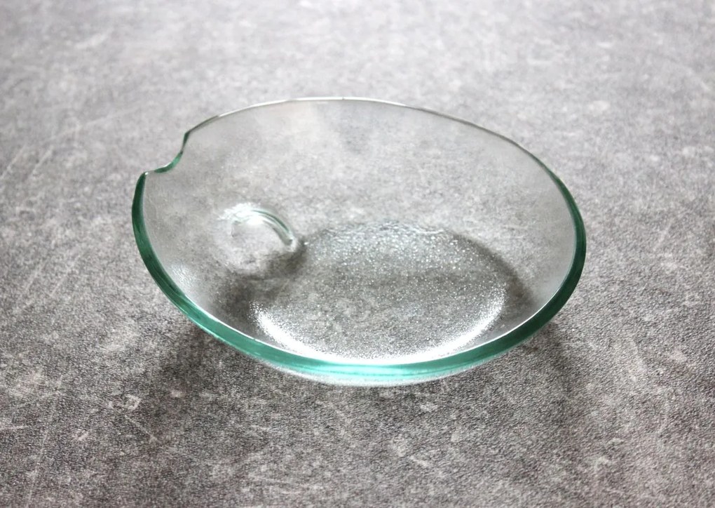 BDK-GLASS Skleněná rautová miska s dolíčkem 15x14cm - čirá