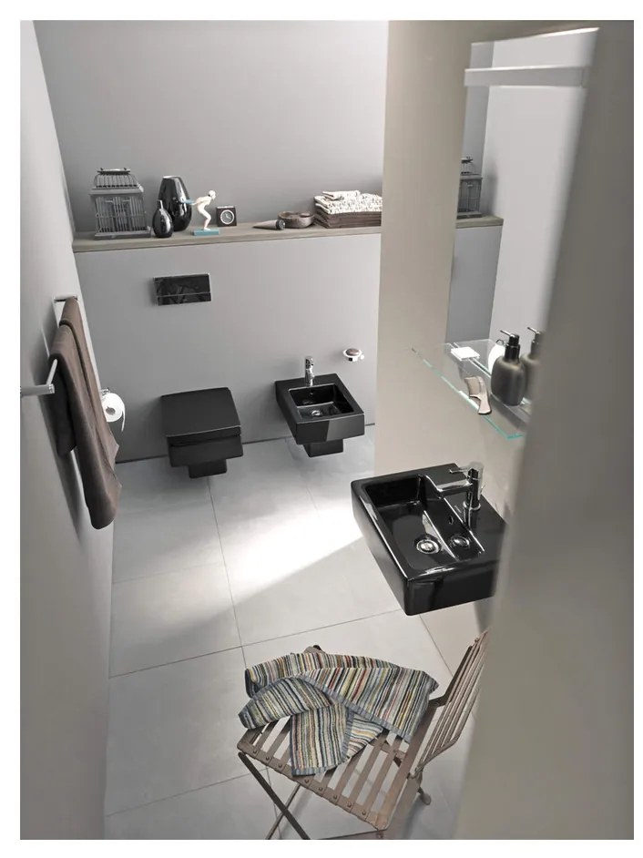 Duravit Vero - Závěsné WC 37x54 cm, černá 2217090864