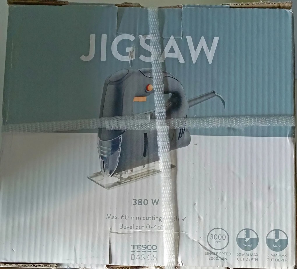 Pila Tesco 380W Jigsaw