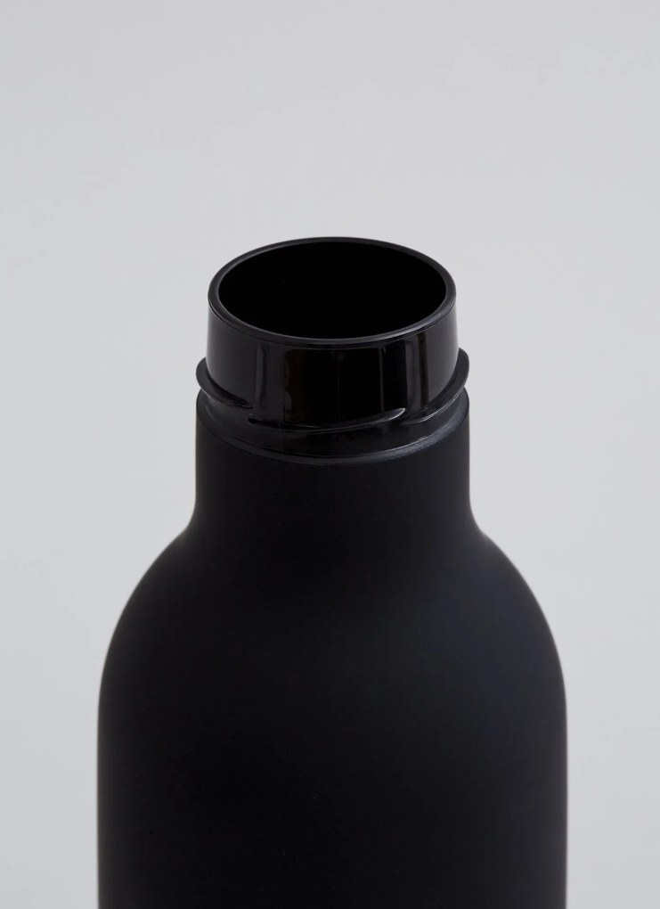 DESIGN LETTERS Lahev na vodu To Go Black 500 ml, černá barva, plast