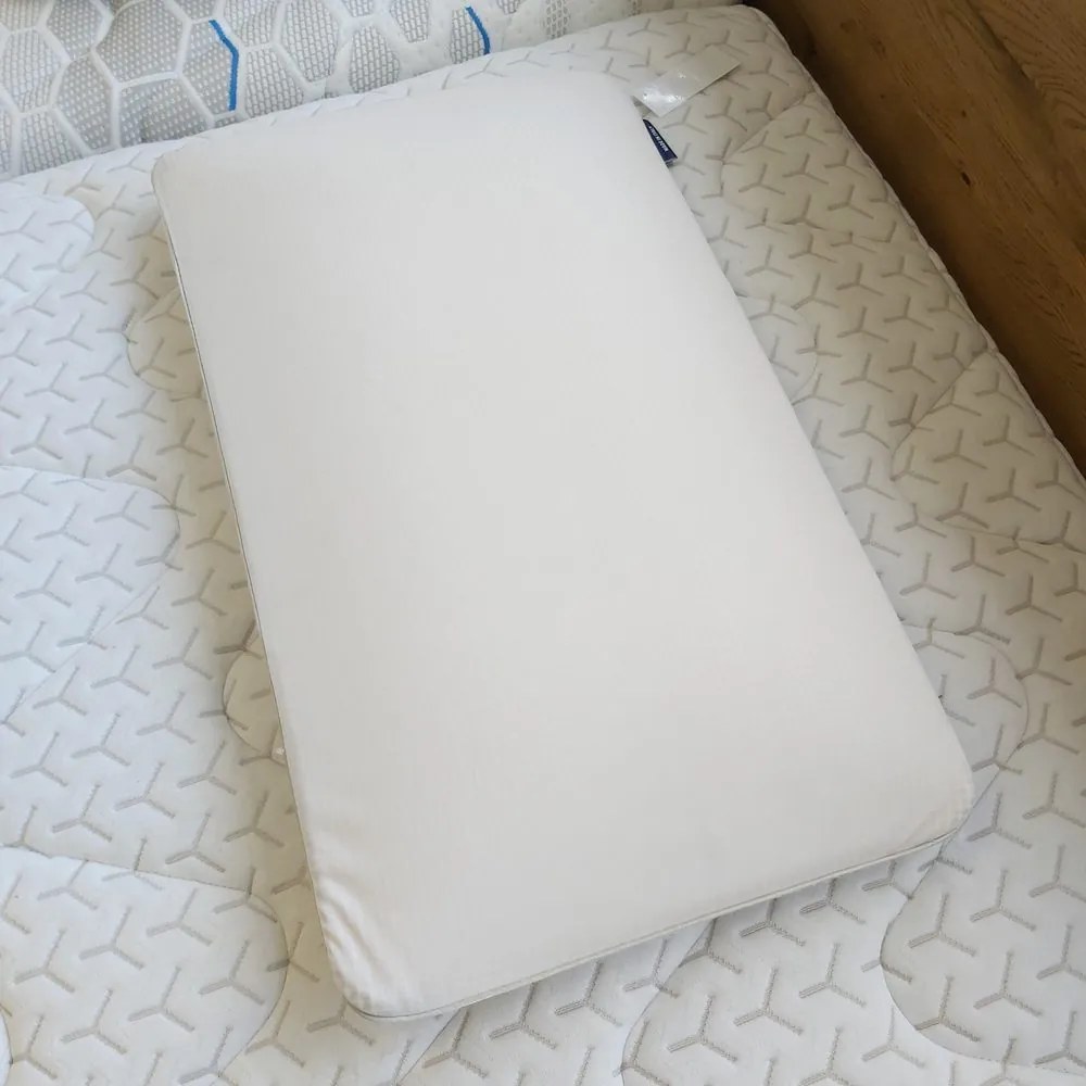 Anatomický polštář Magniflex Superiore Flat neprofilovaný 60x34x7,5cm - výstavní kus