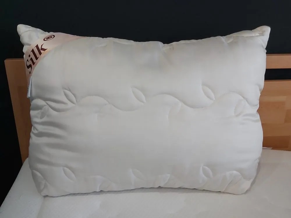 Saténový polštář SILK hedvábí - výstavní kus - 50x70 cm