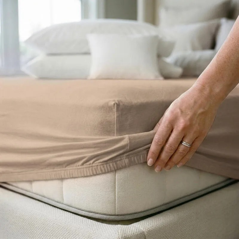 SCANquilt napínací prostěradlo JERSEY ELASTIC LYCRA oříšková výška matrace do 30 cm 160 x 200 cm