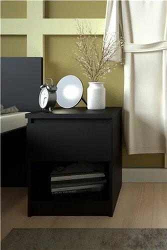 NEW:Noční stolek Simple 238 černá/mat