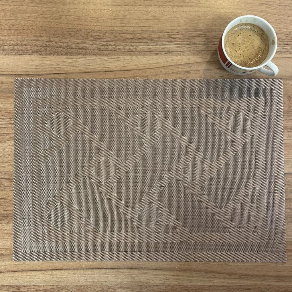 Prostírání Deluxe pod talíř Kendrick světle hnědá 35x45cm TiaHome