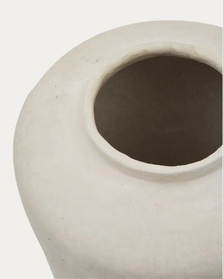 Krémová vysoká váza z papírmaše (výška 55 cm) Serina – Kave Home