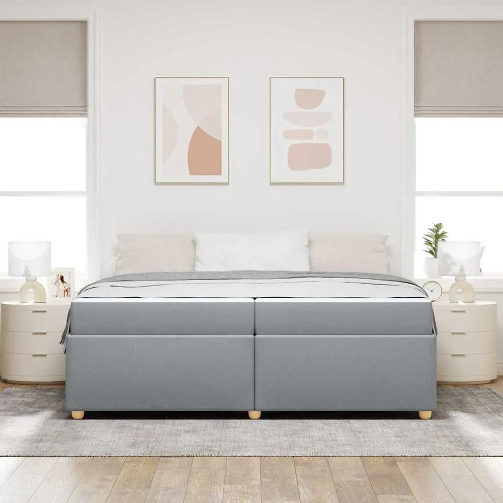 Rám postele s matrací Světle šedá 200 x 200 cm textil 3399377