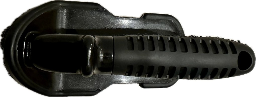 Bazénový černý kartáč do ruky - profi