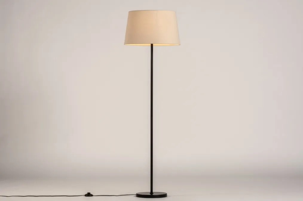 Stojací lampa Lentta Taupe and Black