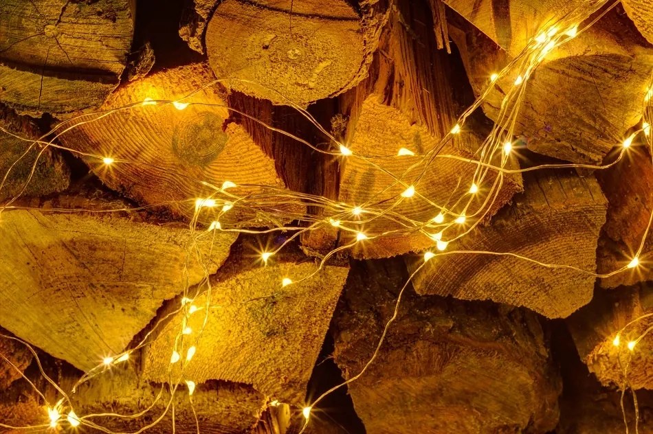 LED světelný řetěz, kapičky, 12 pramenů × 1,5 m venkovní, teple bílá, 180 diod, měděný kabel, IP44, vč. zdroje
