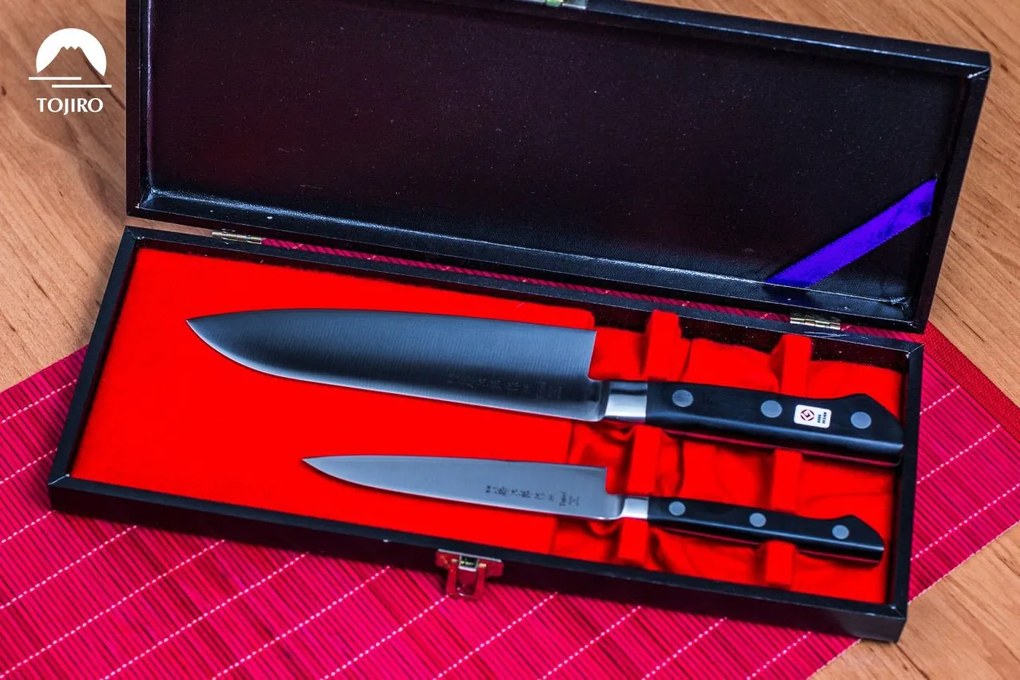 TOJIRO Western dárková sada japonských kuchařských nožů 2ks (DP-GIFTSET-C)