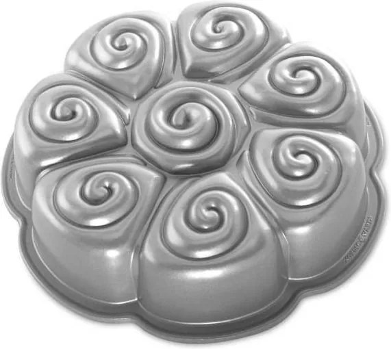 Nordic Ware Forma na makovec skořicoví šneci stříbrná