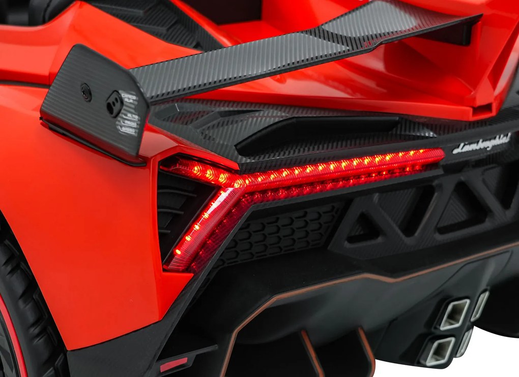 Ramiz Vozidlo Lamborghini Veneno červené