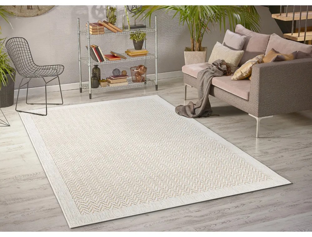 Kusový koberec Tesva krémový 78x150cm
