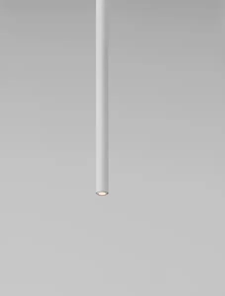 Minimalisticky lustr na lanku Stilvi Bílá