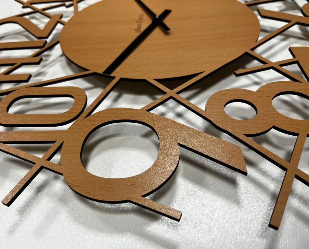 dřevo života Nástěnné hodiny NUMERO Zvolte barvu dekoru: Třešeň, Zvolte velikost hodin (cm): 35x35, Barva ručiček: Černé