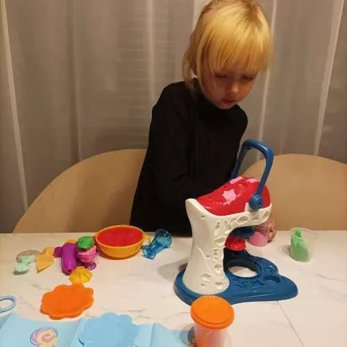 Dětský kuchyňský robot na plastelínu