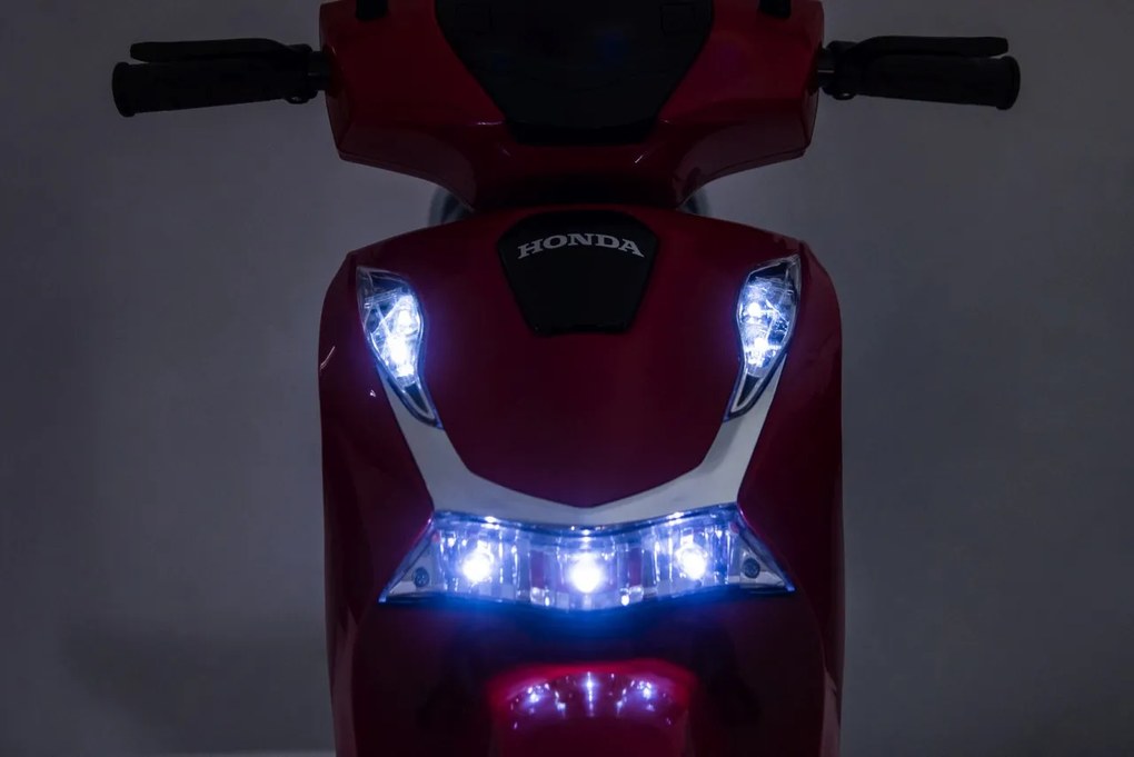 Ramiz Skútr Honda SH125i červený