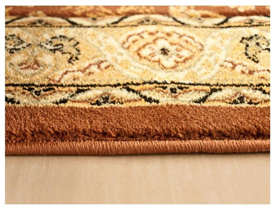 Kusový koberec klasický vzor 2 hnědý 180x260cm