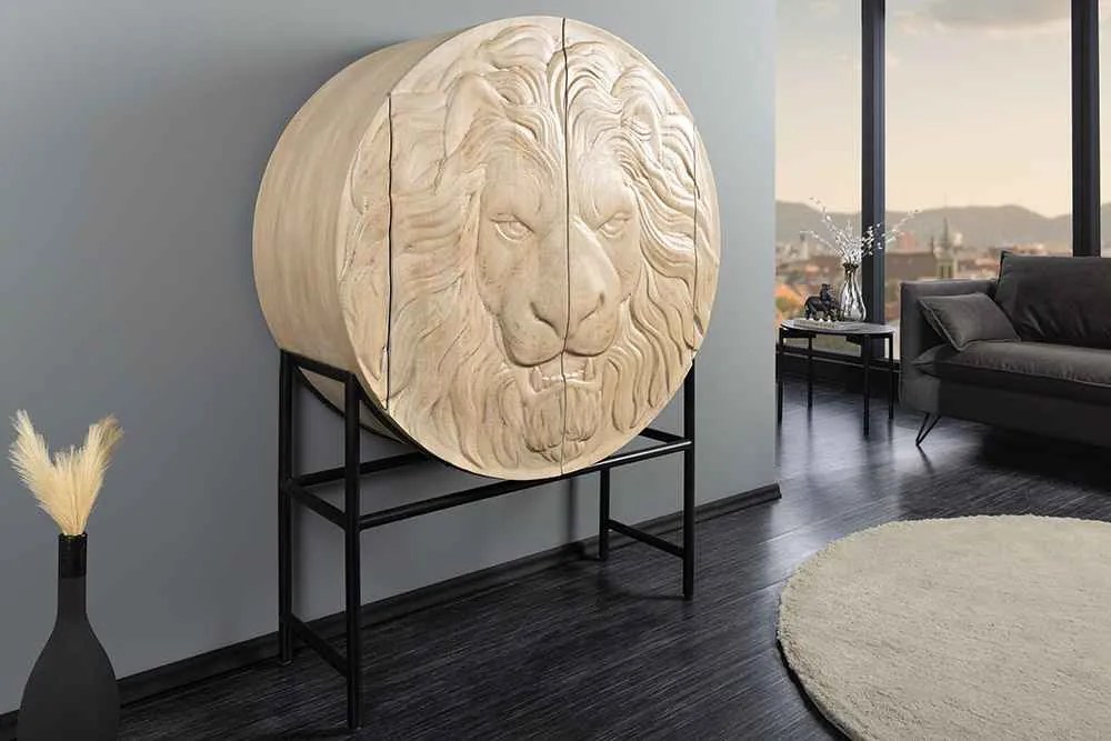 Designová vysoká komoda Hergus 140 cm bílé mango