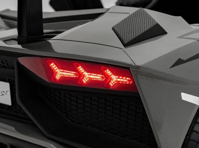 Dětské elektrické autíčko Lamborghini Aventador SV 24 V šedé