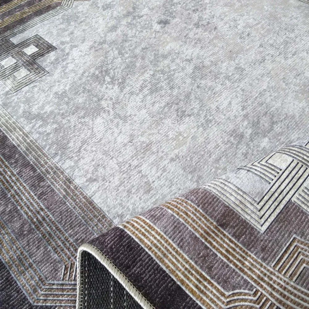 Vícebarevný vzorovaný koberec se zlatým vzorem Šířka: 80 cm | Délka: 300 cm