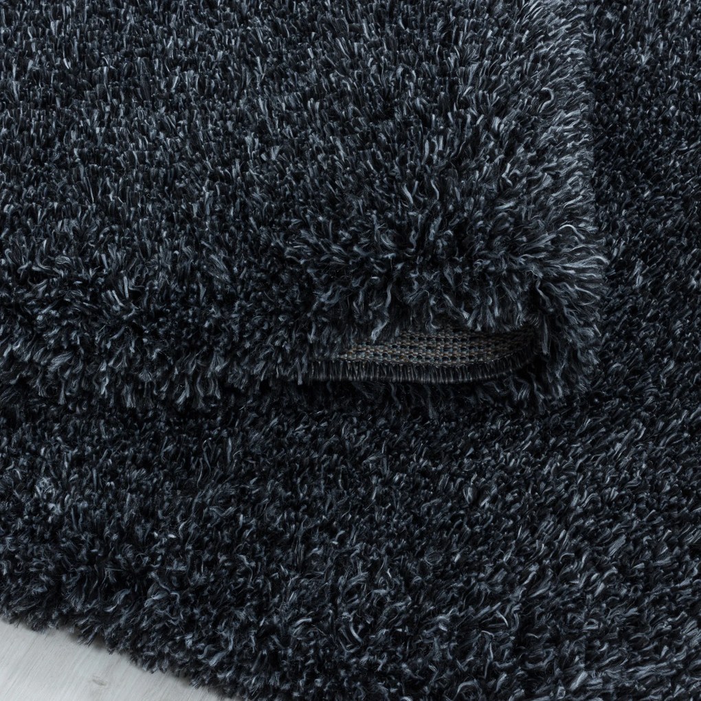 Ayyildiz Kusový koberec FLUFFY 3500, kulatý, Antracitová Rozměr koberce: 200 cm KRUH