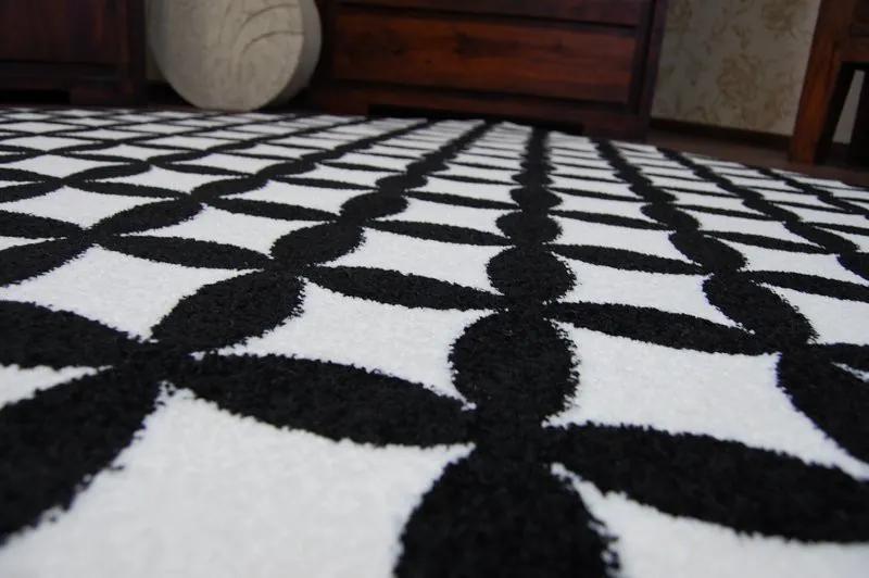 Kusový koberec SKETCH CALLUM bílý / černý - diamant