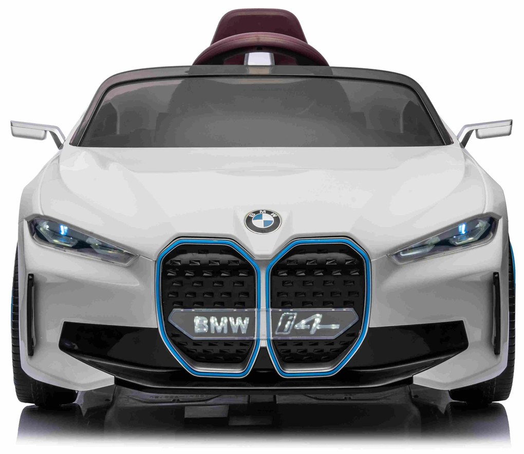 Elektrické autíčko BMW i4 bílé