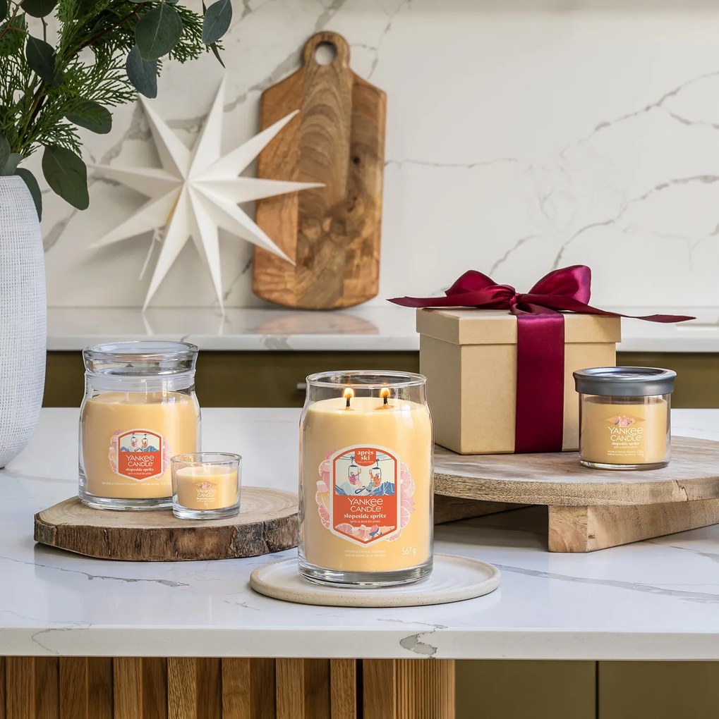 Yankee Candle Signature svíčka Slopeside Spritz Velikost: střední 368 g