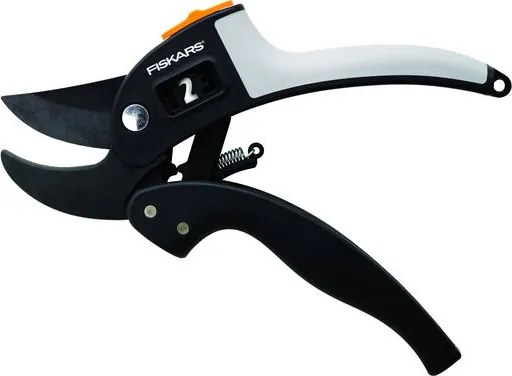 Výrobce: Fiskars Fiskars 1000575 Nůžky zahradní PowerStep jednočepelové P83