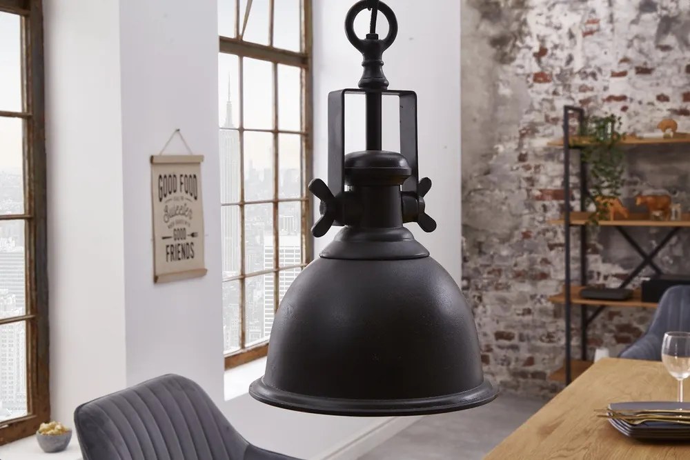 Designové závěsné svítidlo Commercial černé - skladem