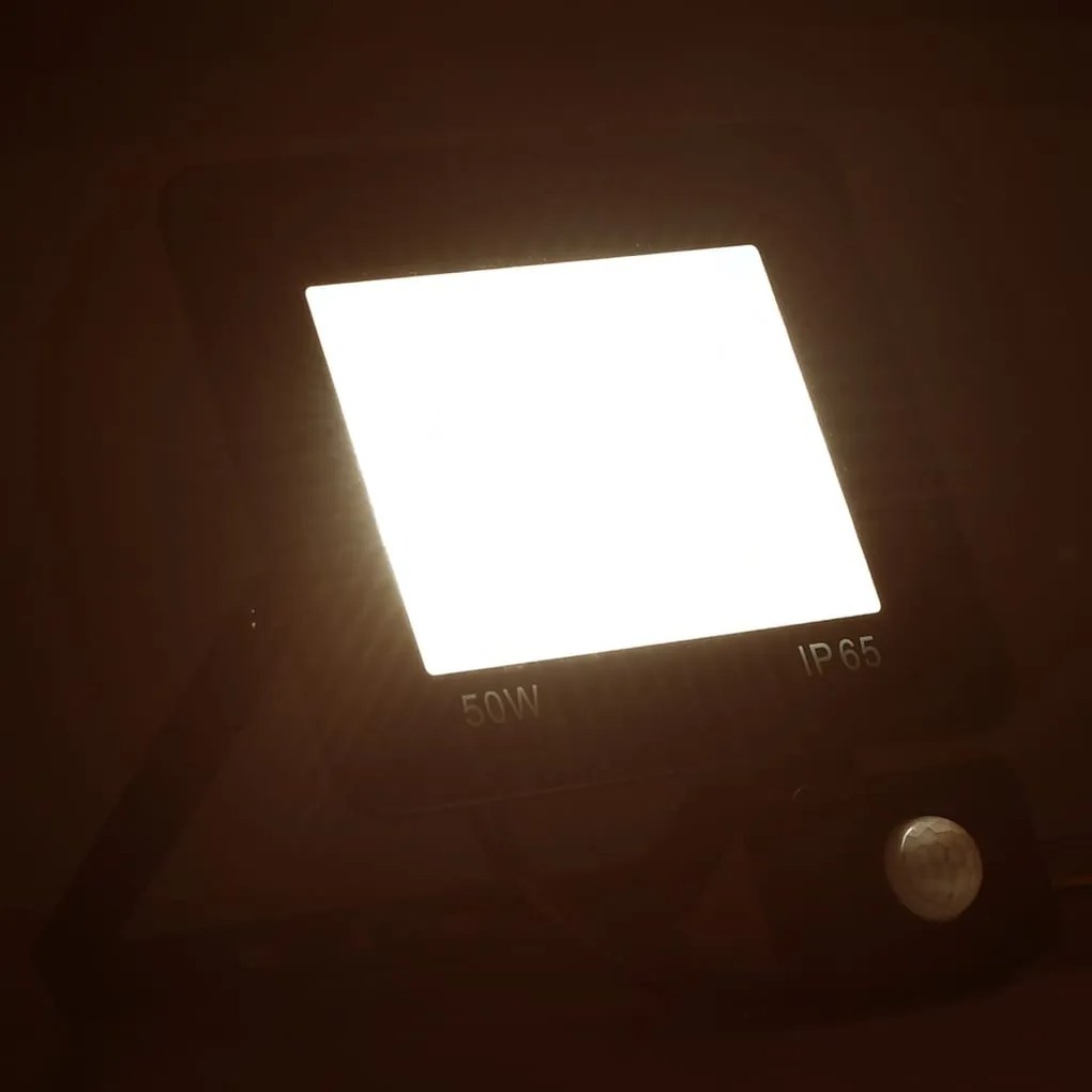 LED reflektor se senzorem 50 W teplé bílé světlo